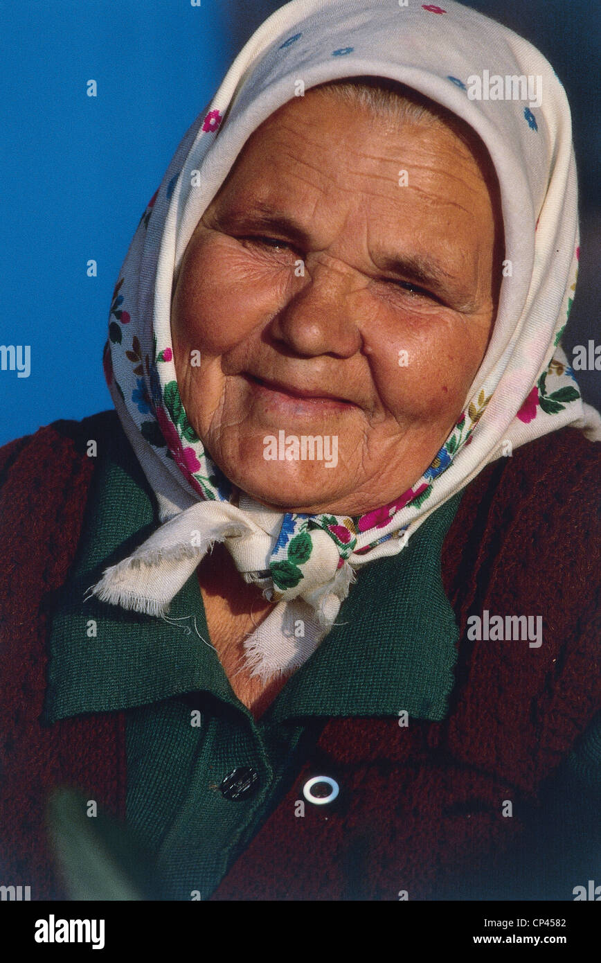 Ukraine - Odessa. Old woman Stock Photo - Alamy