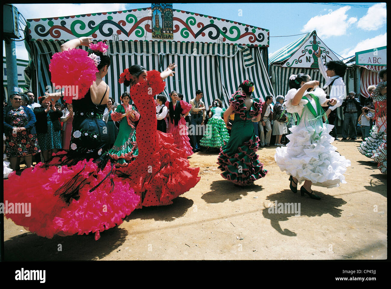 Gypsy women andalusia hi-res stock photography and images - Alamy