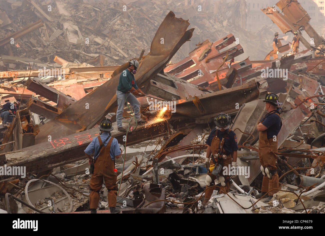 Ruins Collapsed World Trade Center High Resolution Stock Photography ...