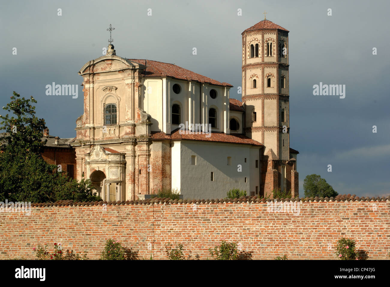 Lucedio abbey hi-res stock photography and images - Alamy