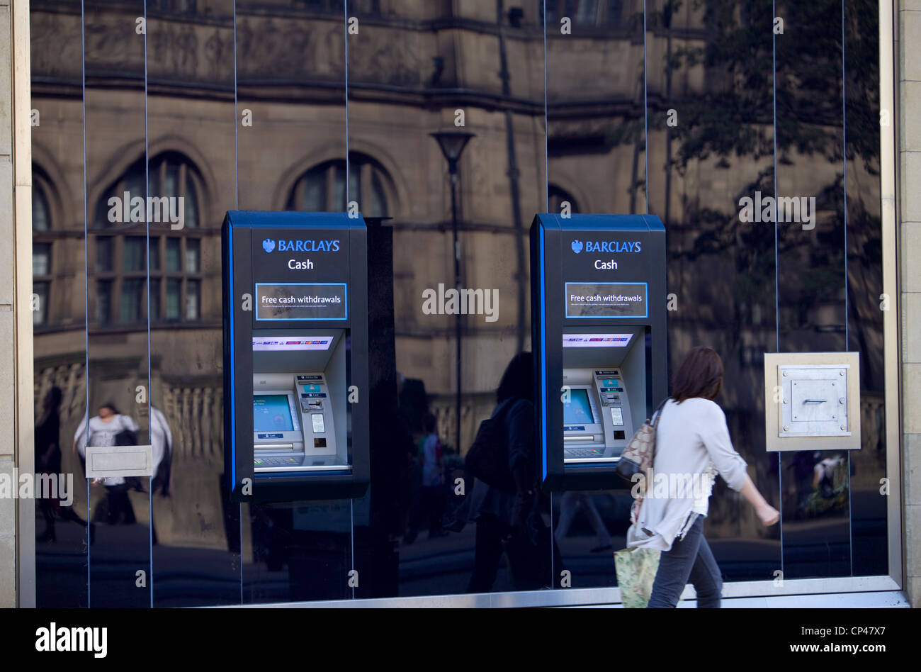 Barclays Bank Atm High Resolution Stock Photography and Images - Alamy