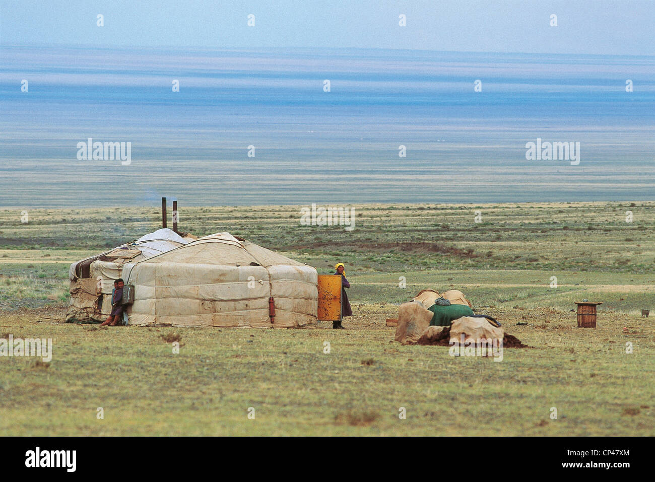Mongolia - Gobi Desert - Yurt of the nomadic population Stock Photo - Alamy