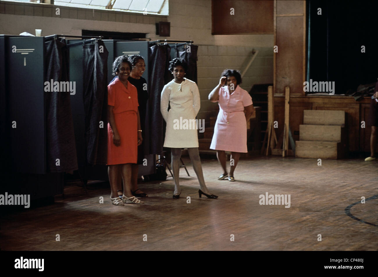 African american citizens voting hi-res stock photography and images ...
