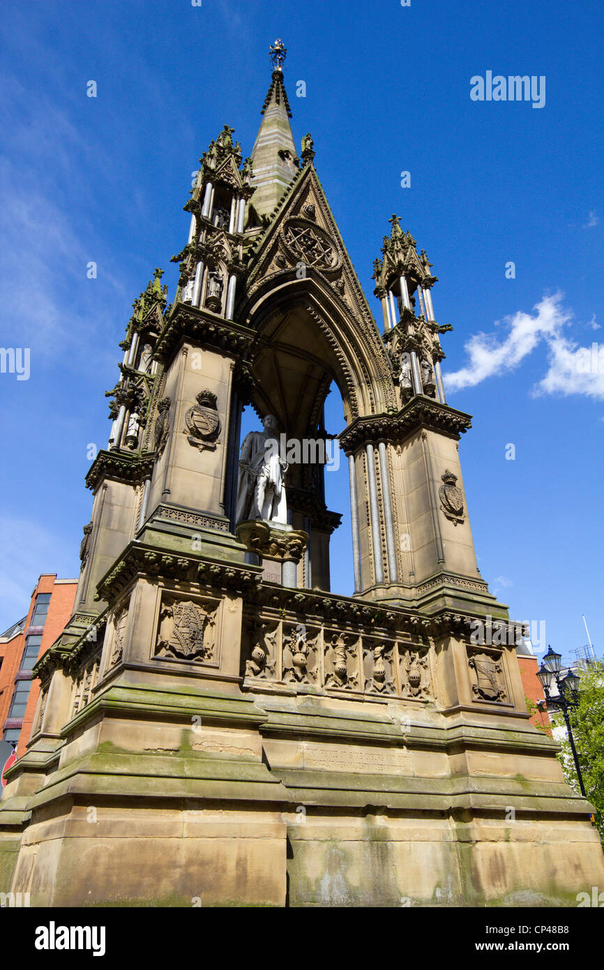 albert square memorial manchester city england Stock Photo - Alamy