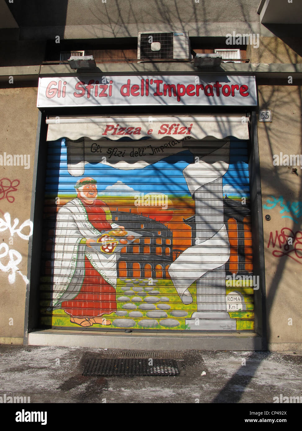 pizza shop front in rome italy Stock Photo - Alamy