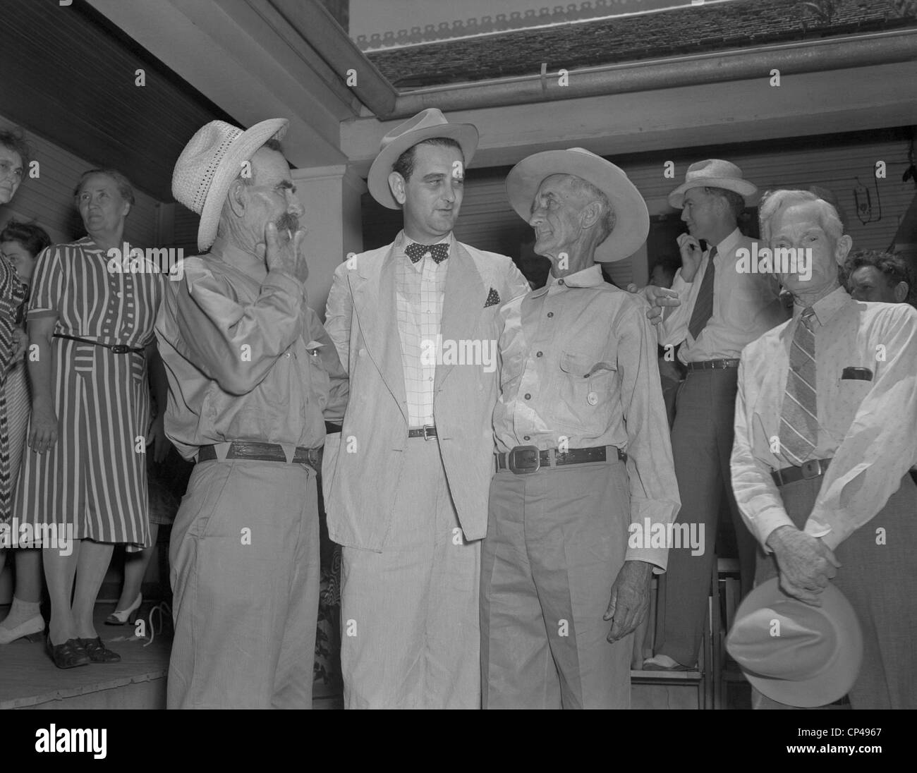 1940s cowboy hi-res stock photography and images - Alamy