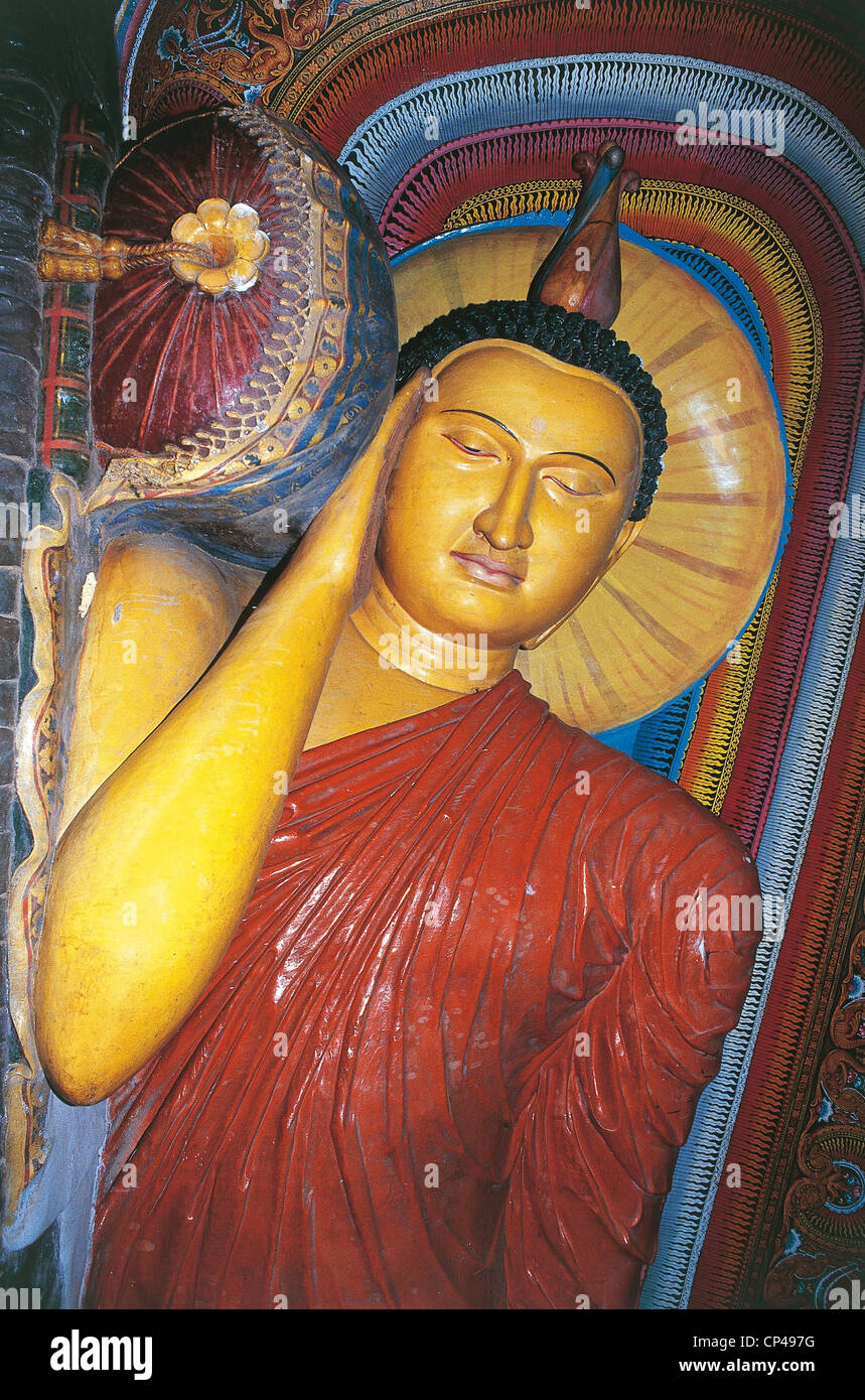 Sri Lanka - Colombo. Buddhist Temple Ashokaramayana. Sleeping Buddha ...