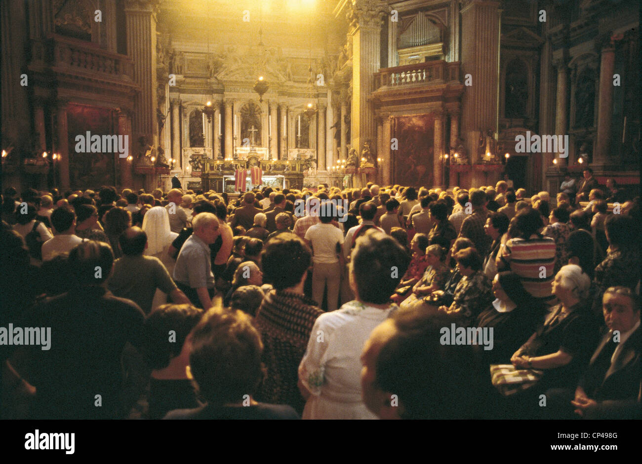Feast of san gennaro italy naples hi-res stock photography and images ...