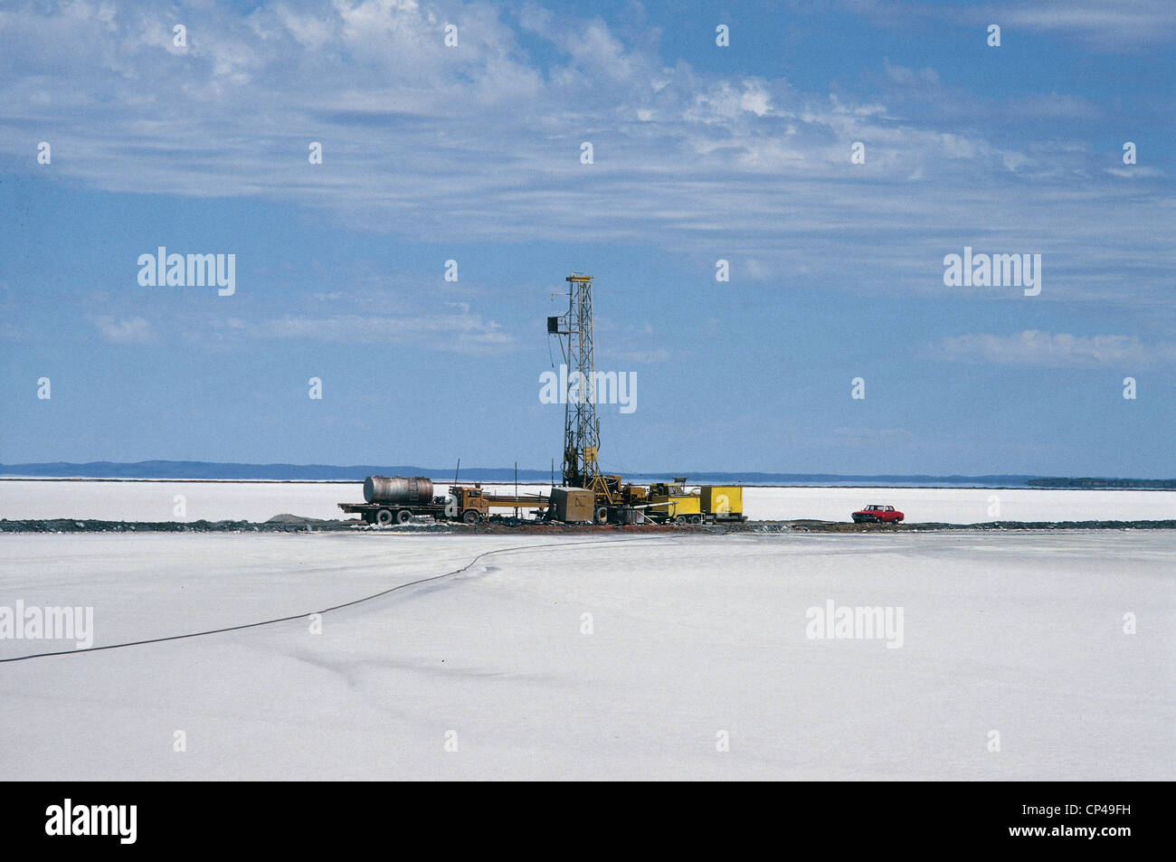 Australia - Western Australia - Kambalda, Lake Lefroy salt. Tower of ...
