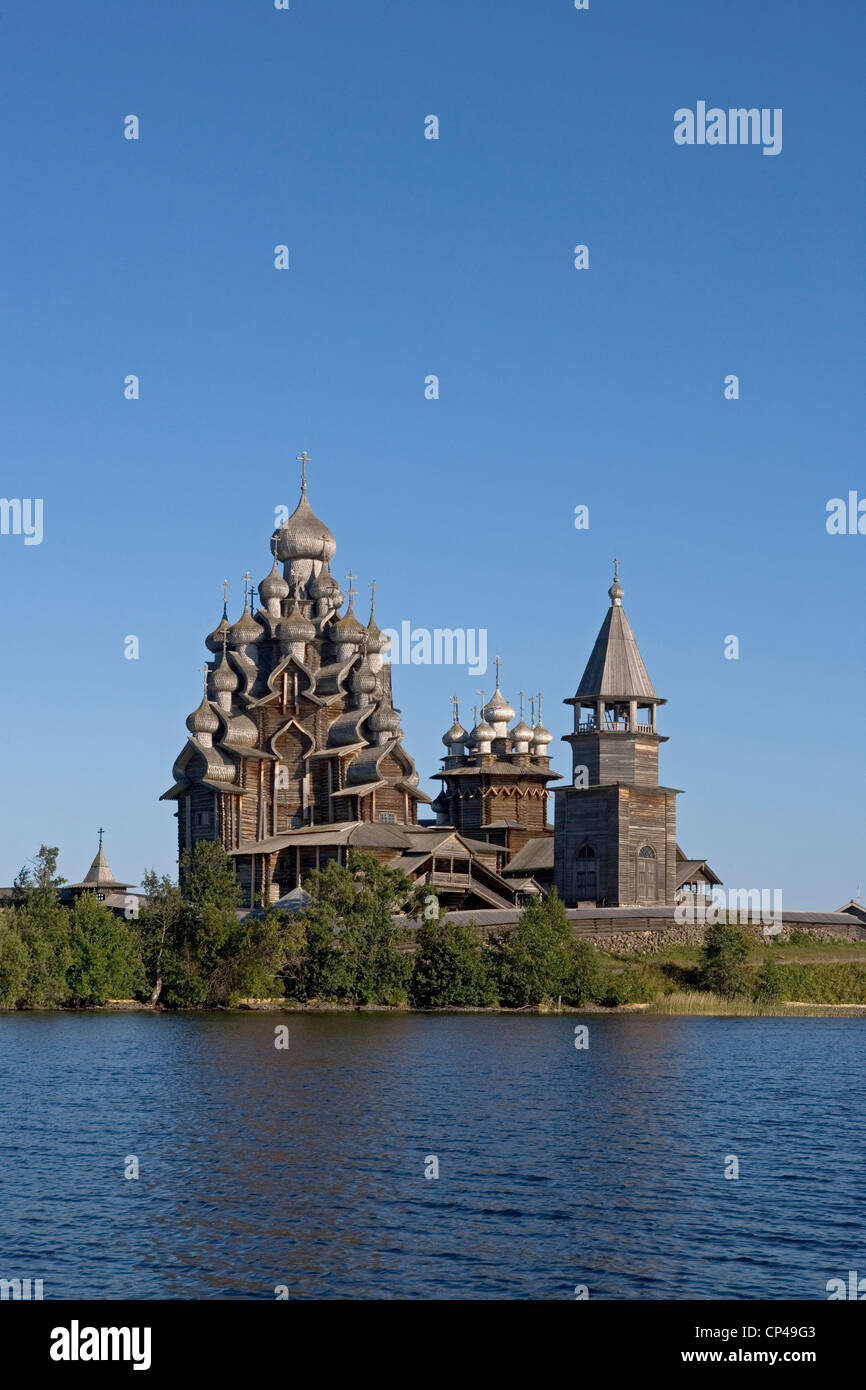 Russia Karelia Lake Onega Kizhi Island. Reserve Kizhi (Pogost Kizhi, World Heritage Site by ...