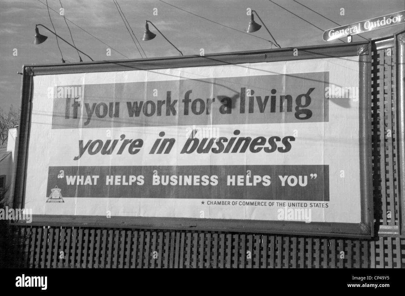 Billboard 1940s hi-res stock photography and images - Alamy