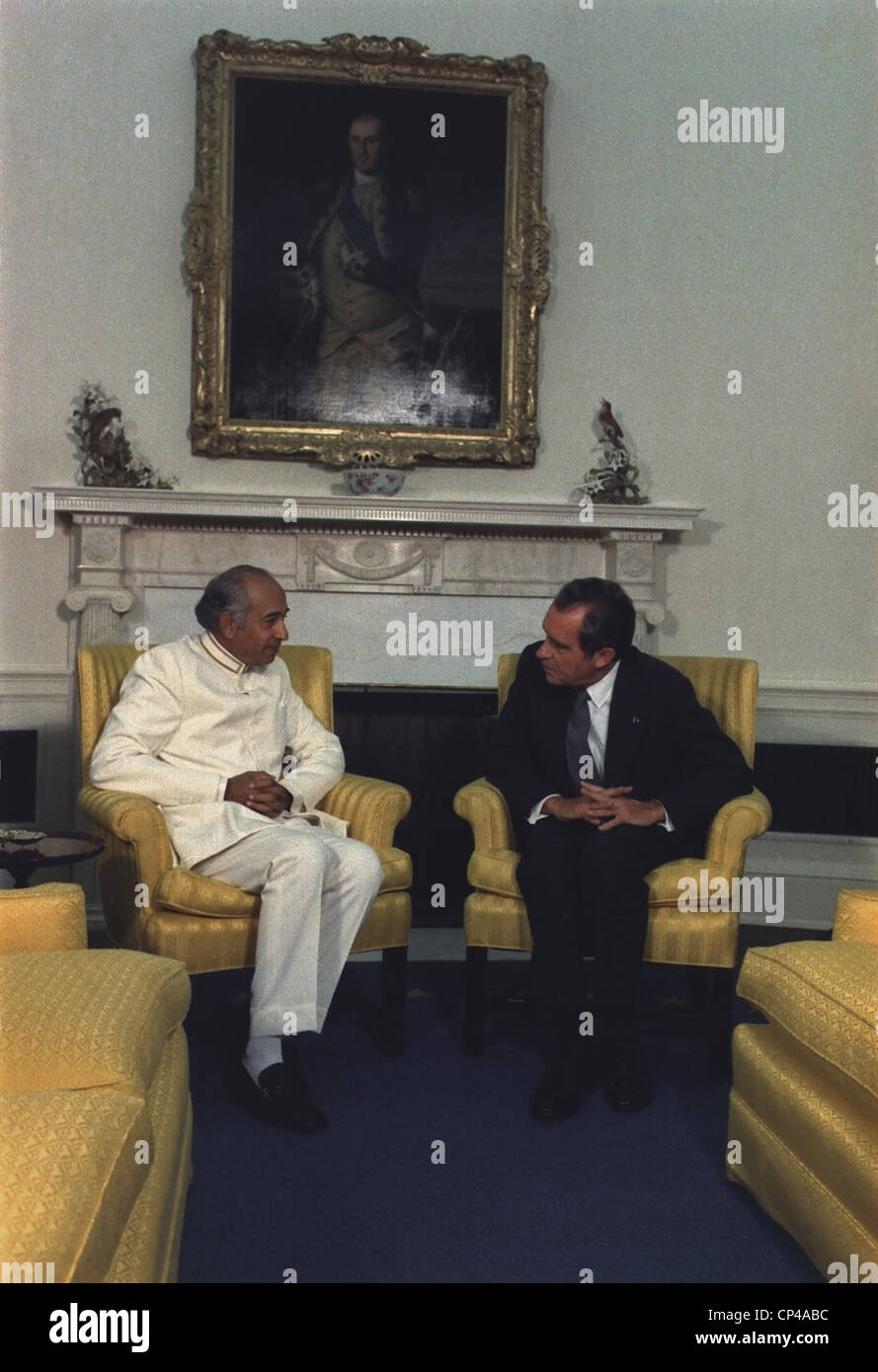 President Nixon meeting with President Bhutto of Pakistan. Sept. 18 ...