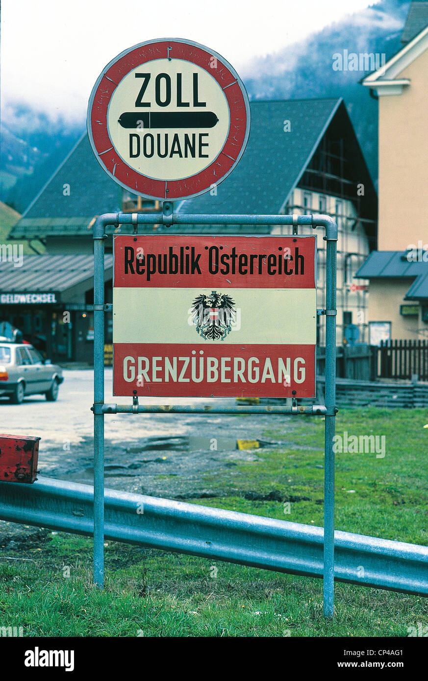 Austria Sign Customs Brenner Stock Photo - Alamy