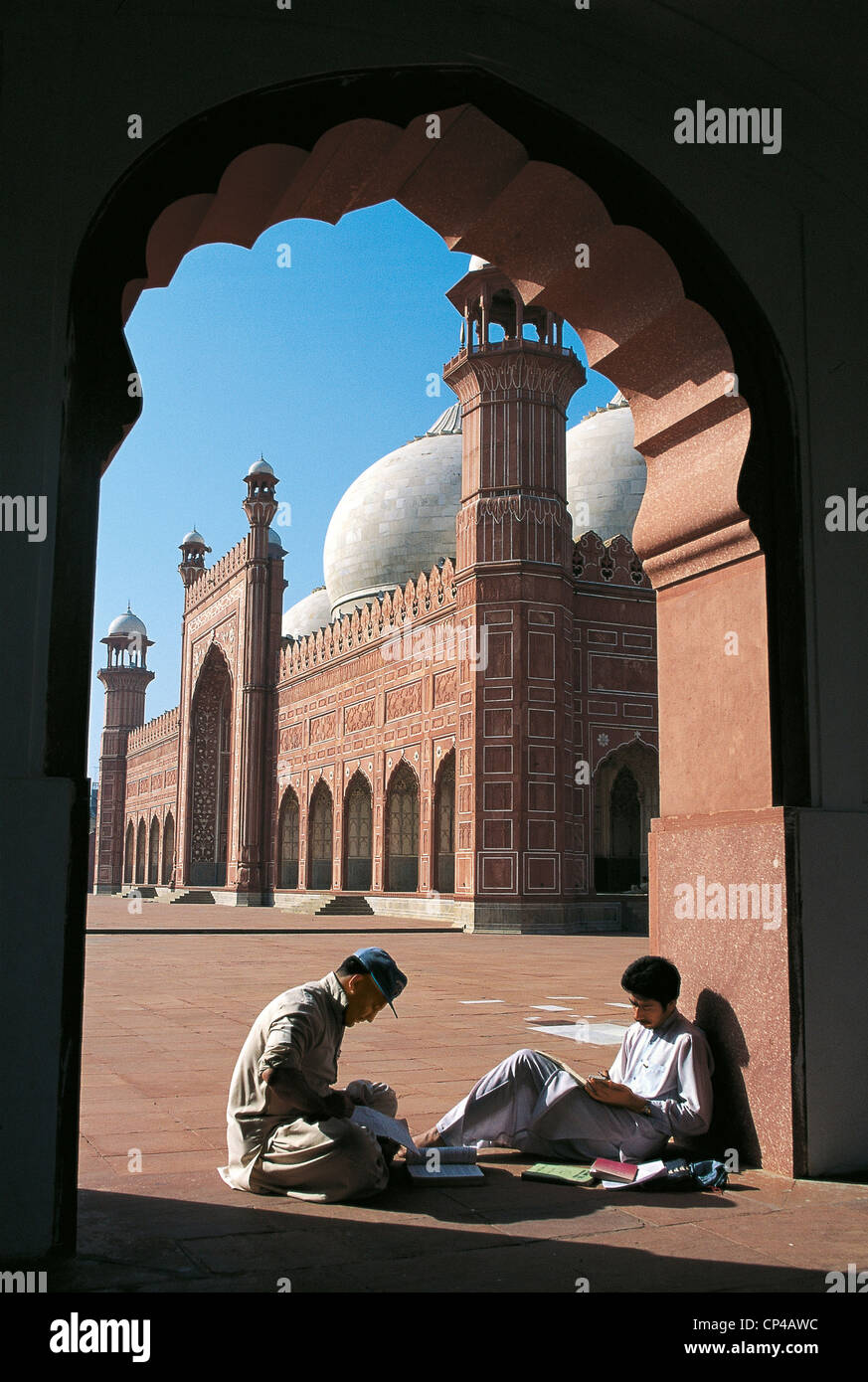 Lahore Students High Resolution Stock Photography and Images - Alamy