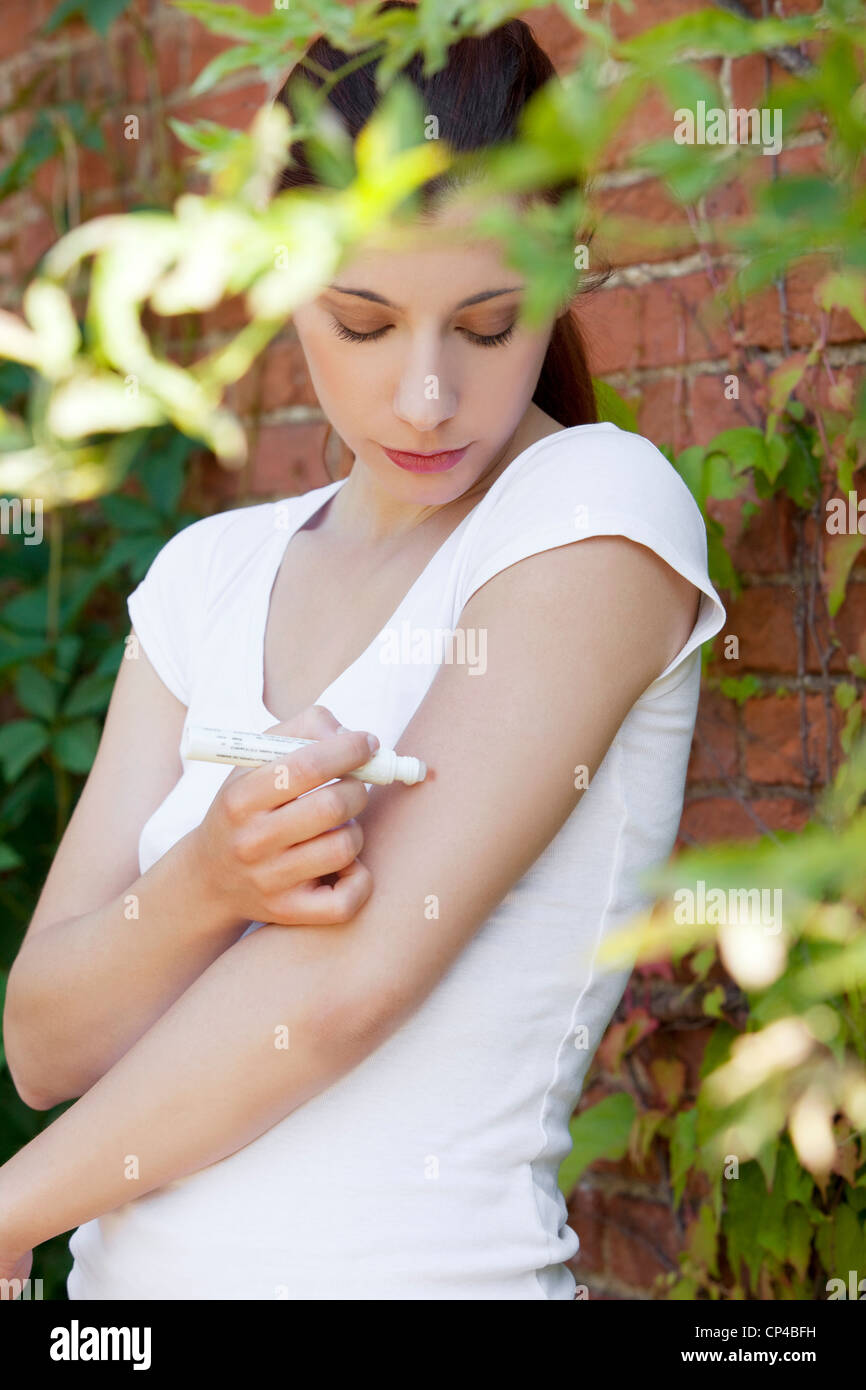 Insect bite hi-res stock photography and images - Alamy