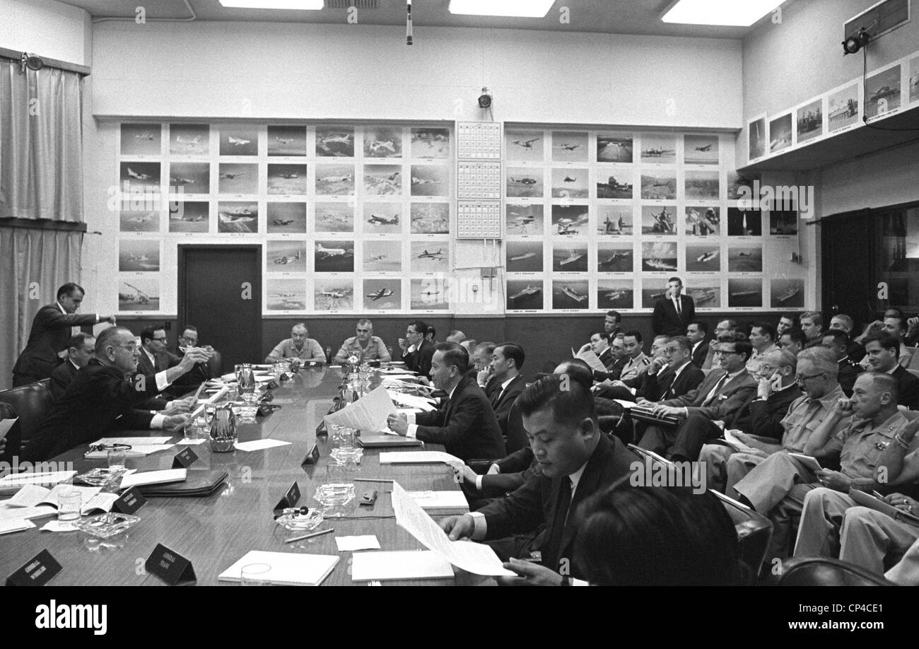 1960s honolulu hawaii hi-res stock photography and images - Alamy