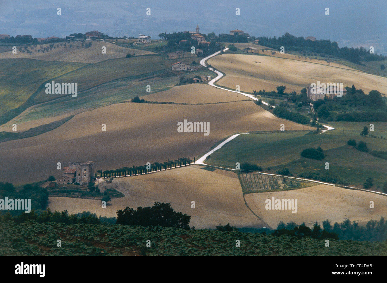 Umbria - Around Torre Gentile (Pg) and Todi (Pg). Agricultural ...