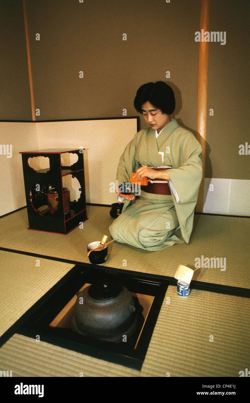 Japan - Tokyo - Tea Ceremony Stock Photo - Alamy