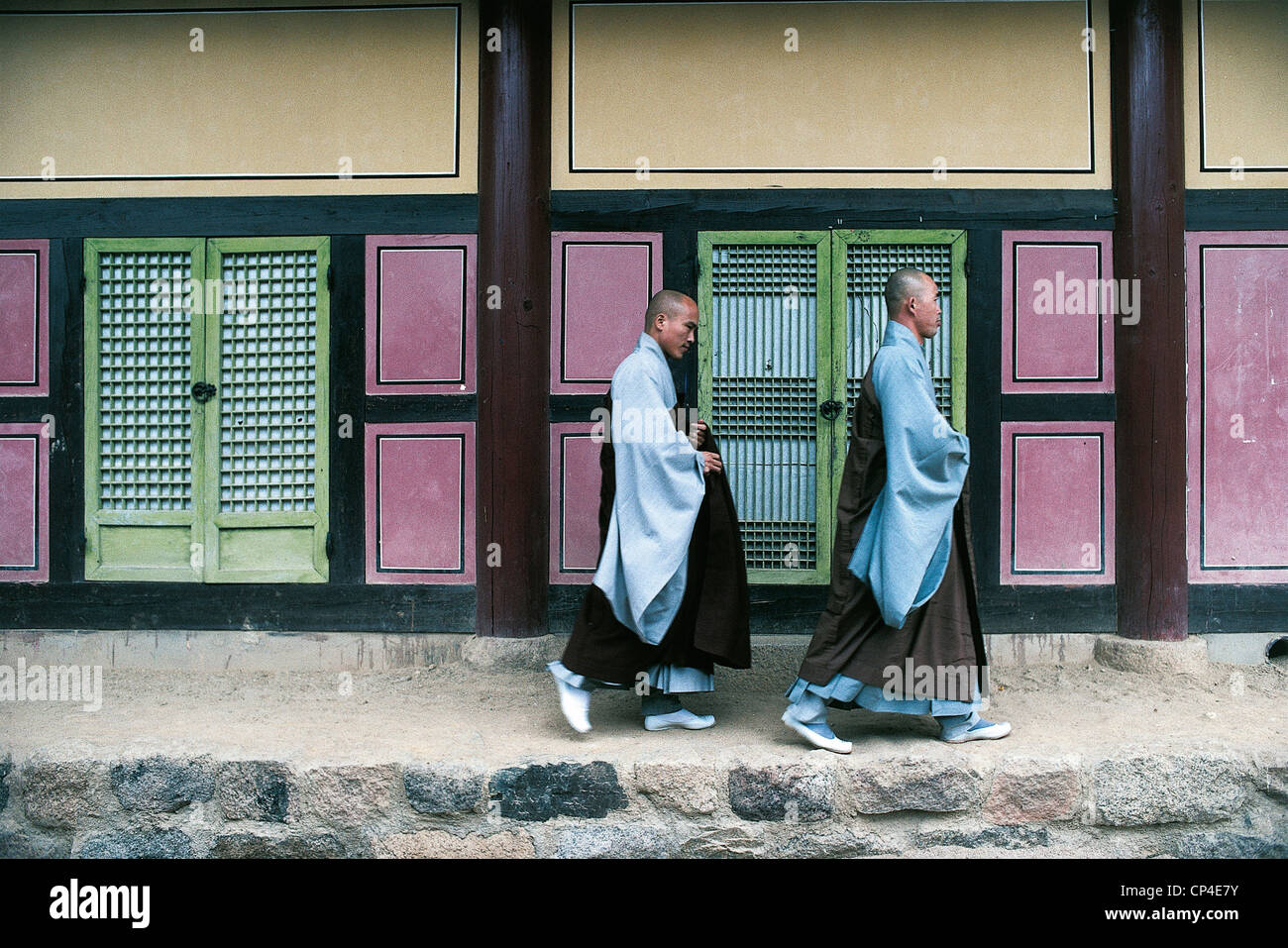 Haeinsa temple korea hi-res stock photography and images - Alamy