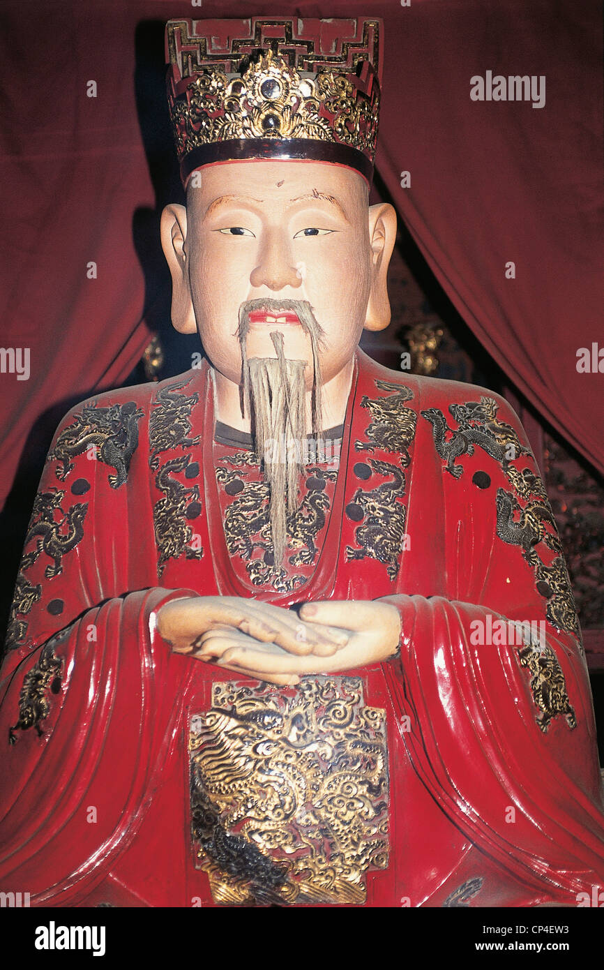 Viet Nam - Hanoi. Van Mieu Temple (Temple of Literature), statue Stock ...