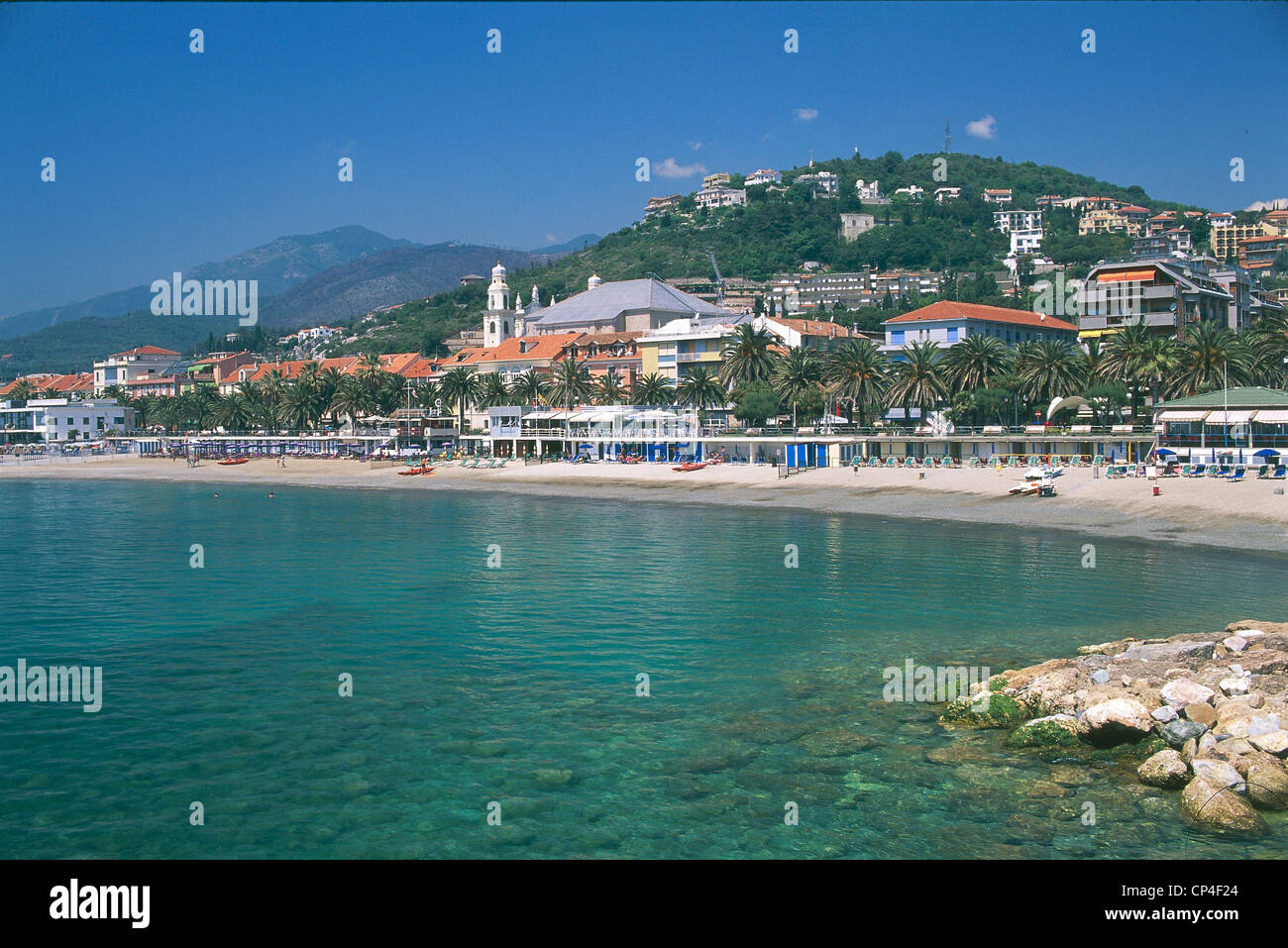 Liguria - Riviera di Ponente - Pietra Ligure (SV), the beach Stock ...
