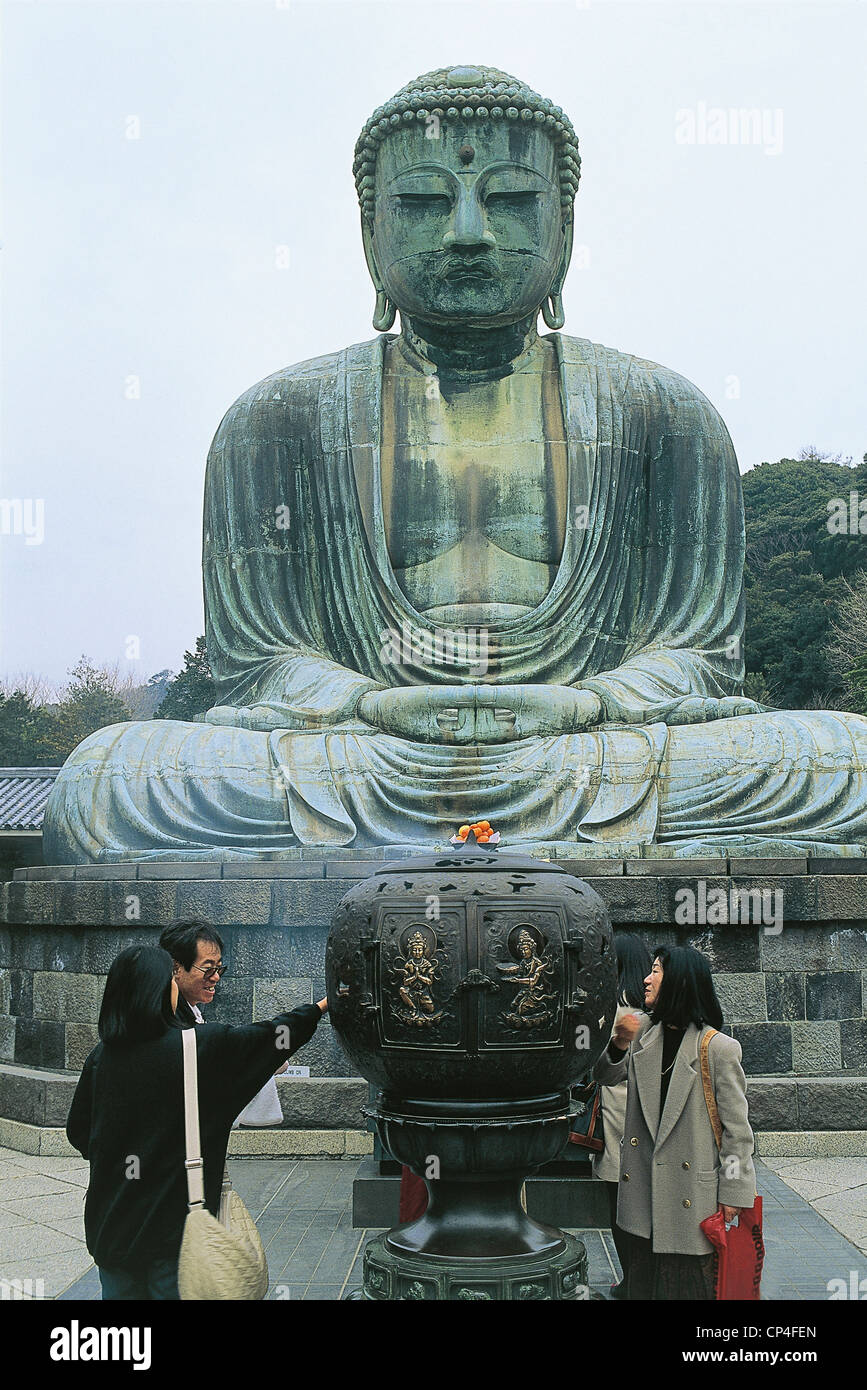 BIG BUDDHA STATUE OF JAPAN Kamakura Daibutsu Stock Photo - Alamy