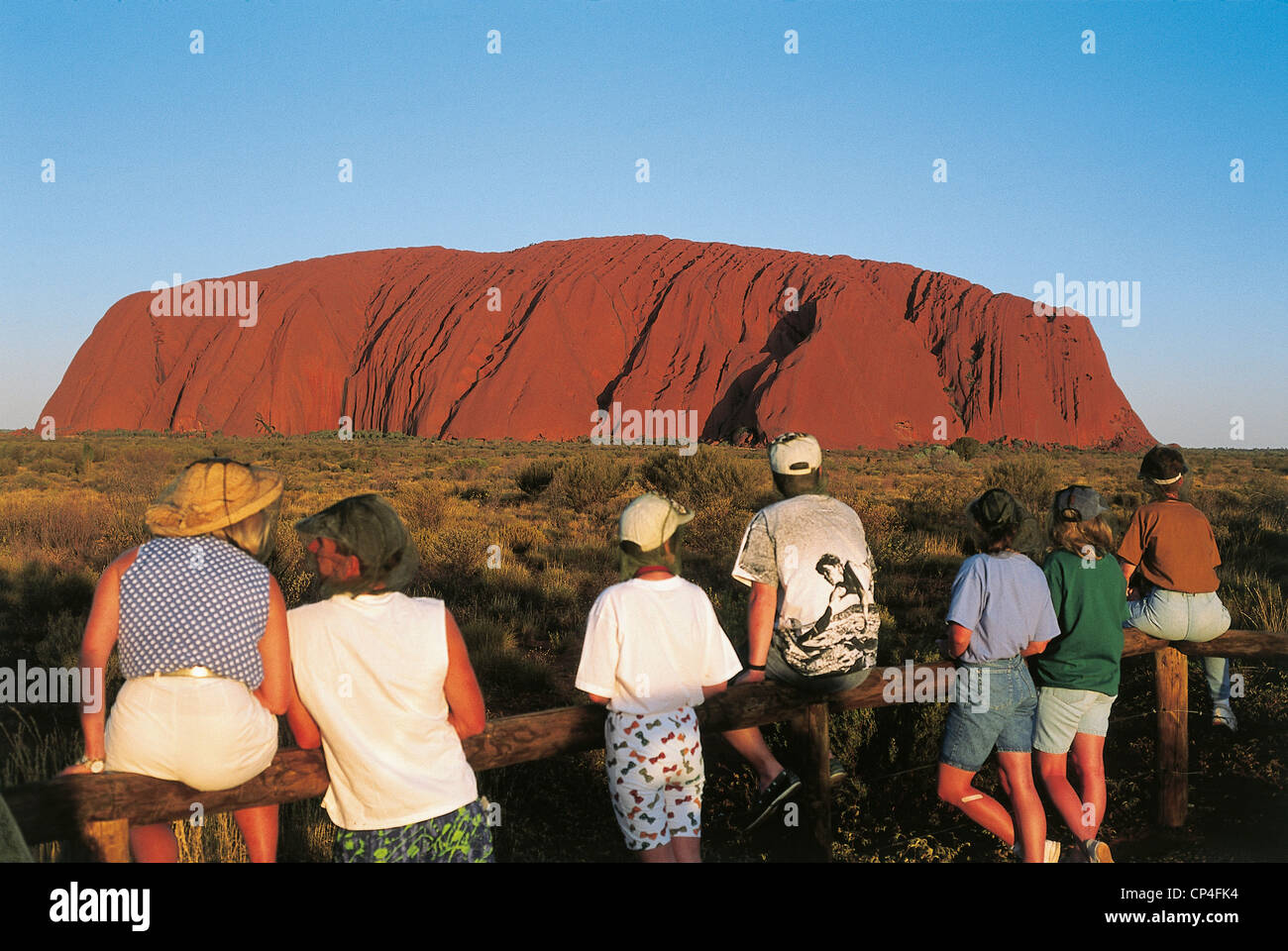 Tourists in uluru kata tjuta hi-res stock photography and images - Alamy