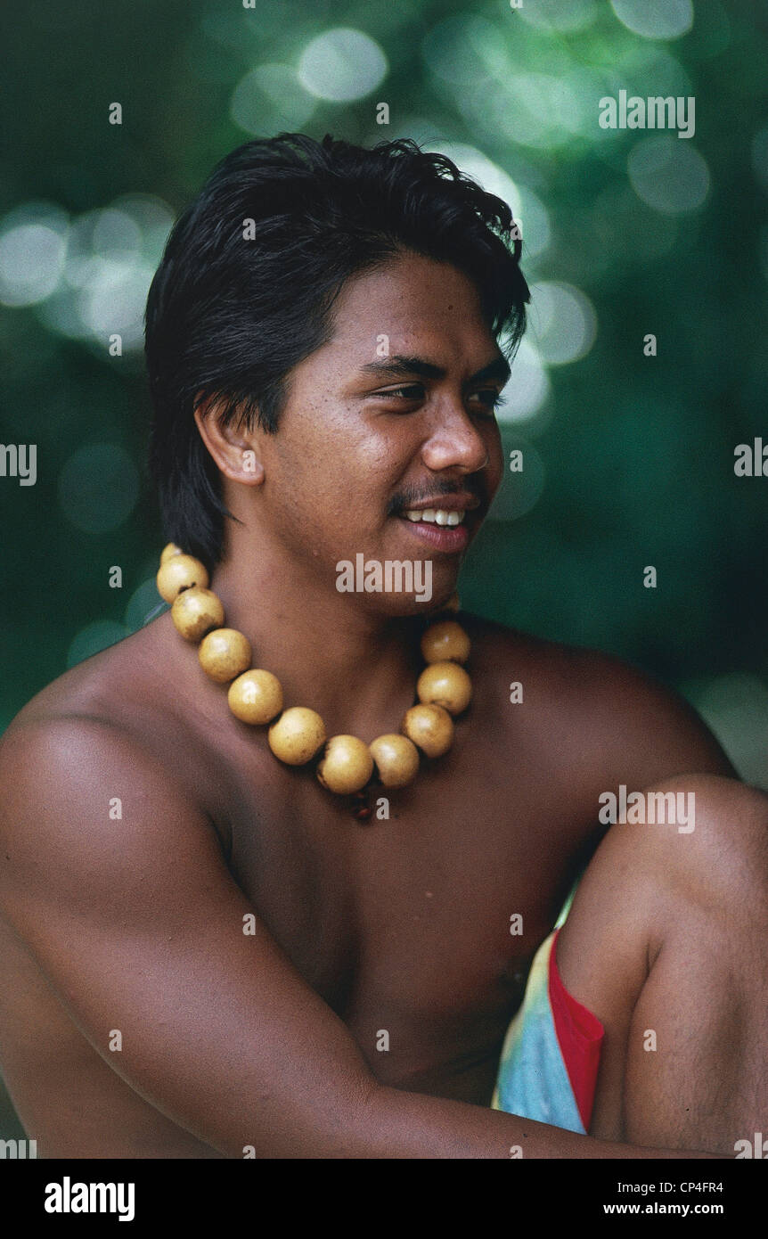 United States of America - Hawaii - Island of Oahu. Hawaiian Man Stock ...