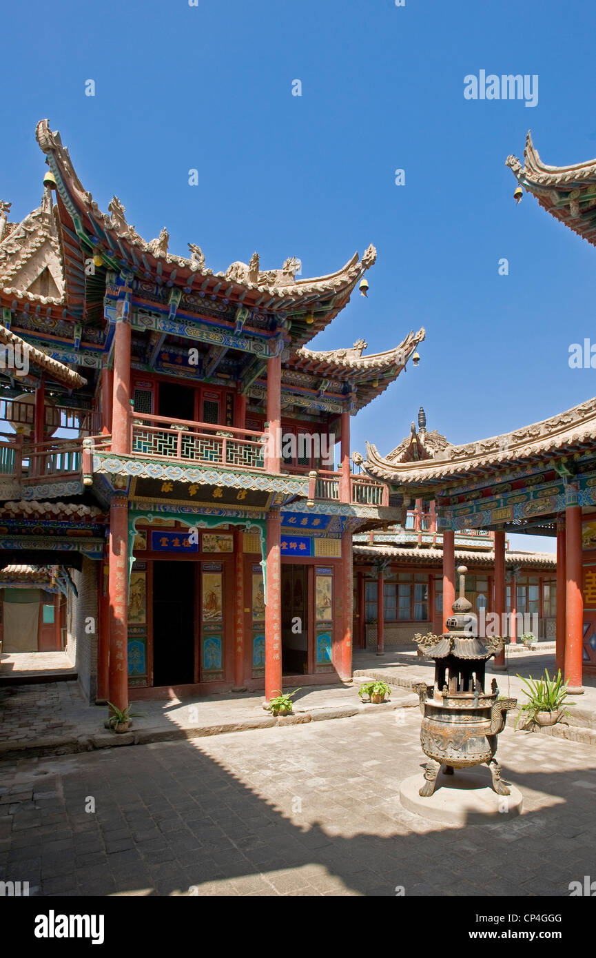 A view inside the Gao Miou temple complex in Zhongwei Stock Photo - Alamy