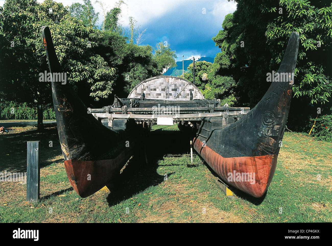 Tahiti Polynesia Museum Of Tahiti And Islands Piroga Stock Photo - Alamy