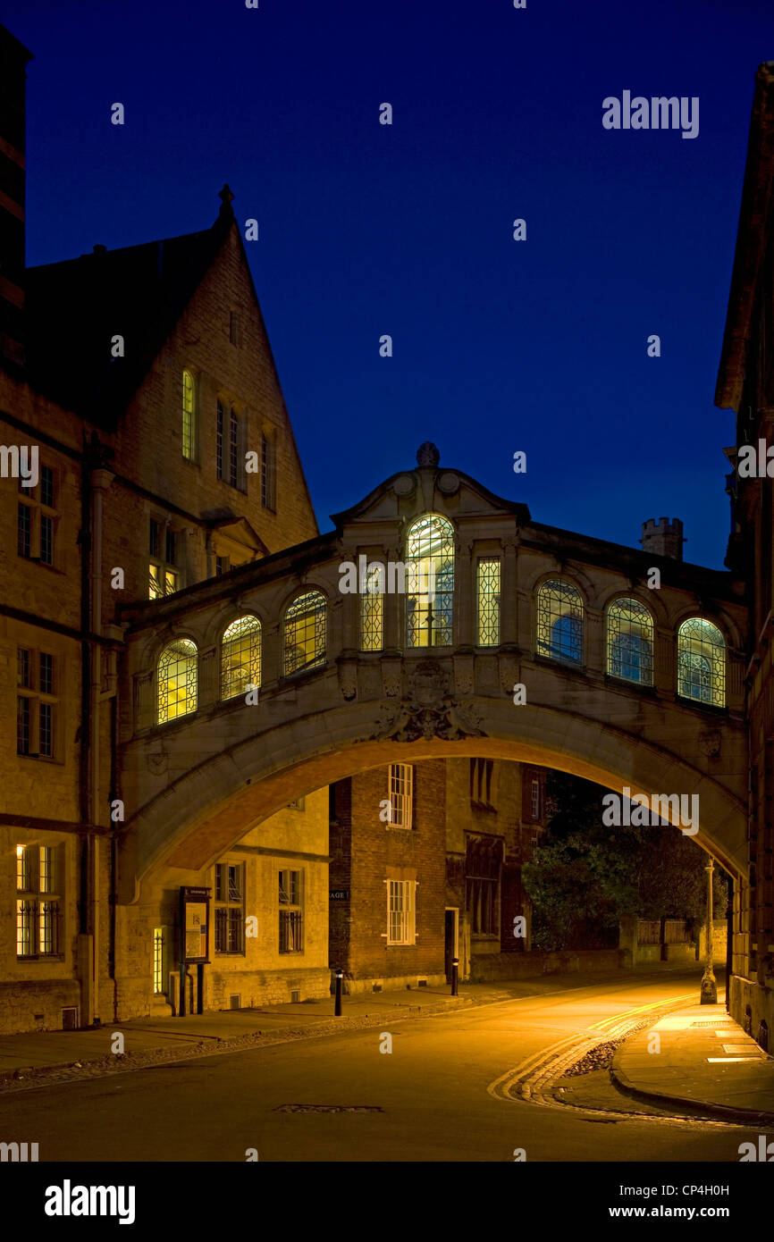 United Kingdom - The Midlands - Oxfordshire - Oxford. Hertford College ...