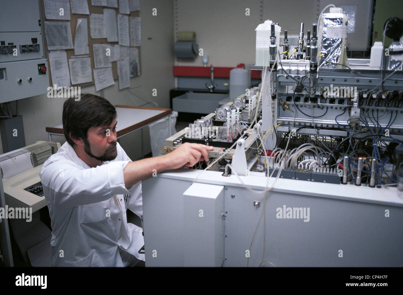 Denmark - Odense Hospital - Laboratory analysis Stock Photo - Alamy