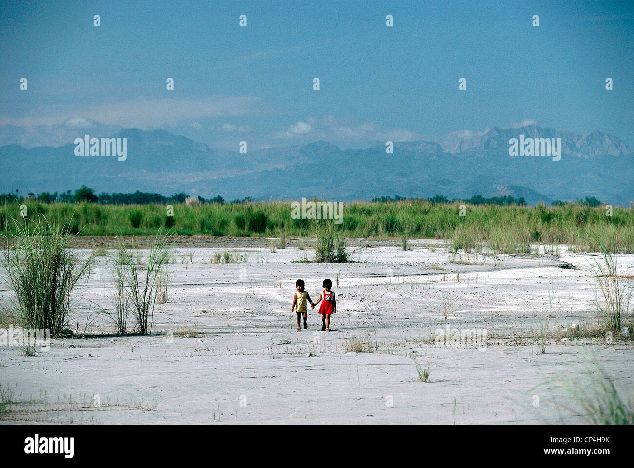 Pinatubo ash hi-res stock photography and images - Alamy