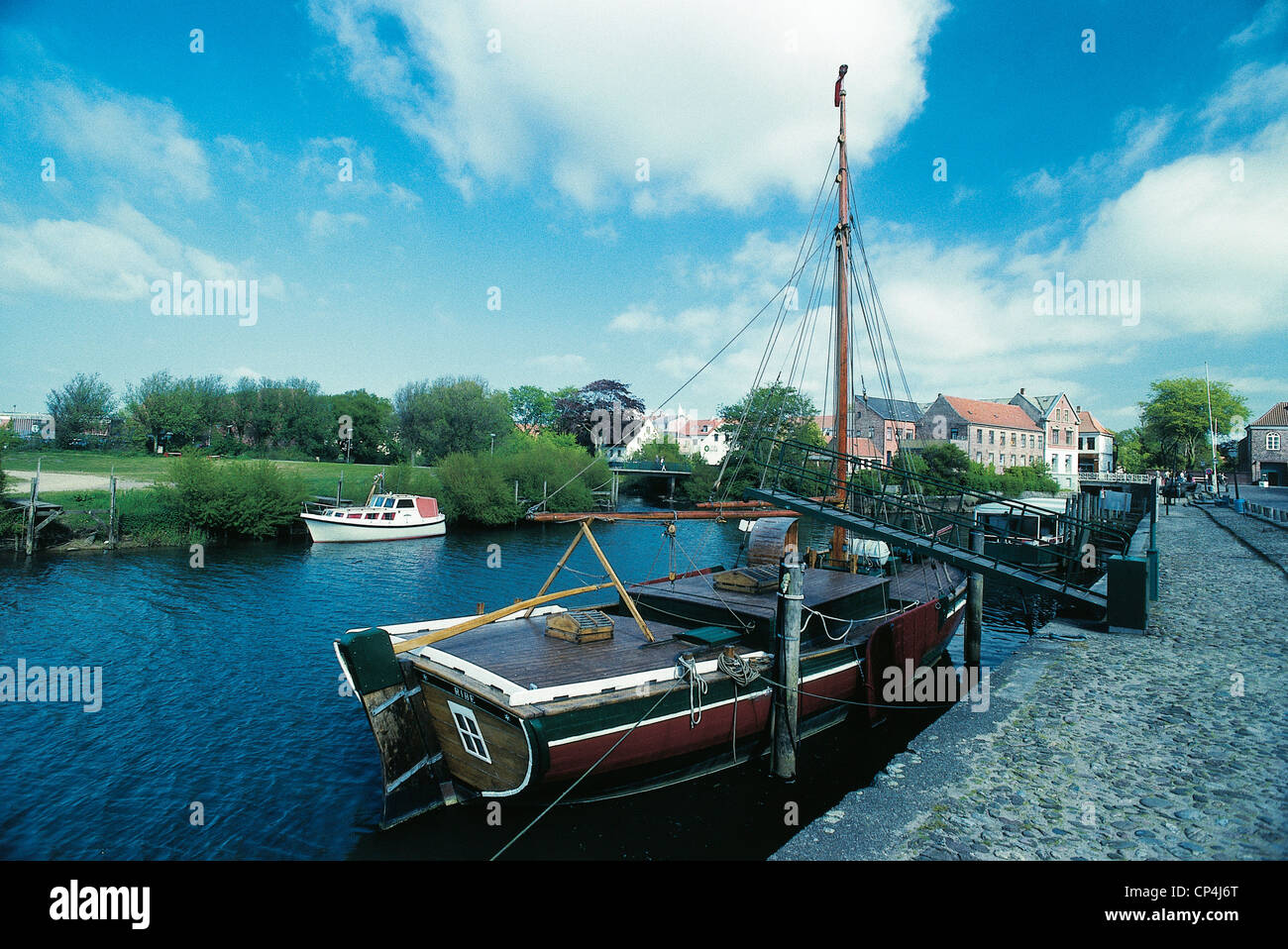 Denmark - Jutland (Jylland) - Ribe, boats along the river itself Stock ...