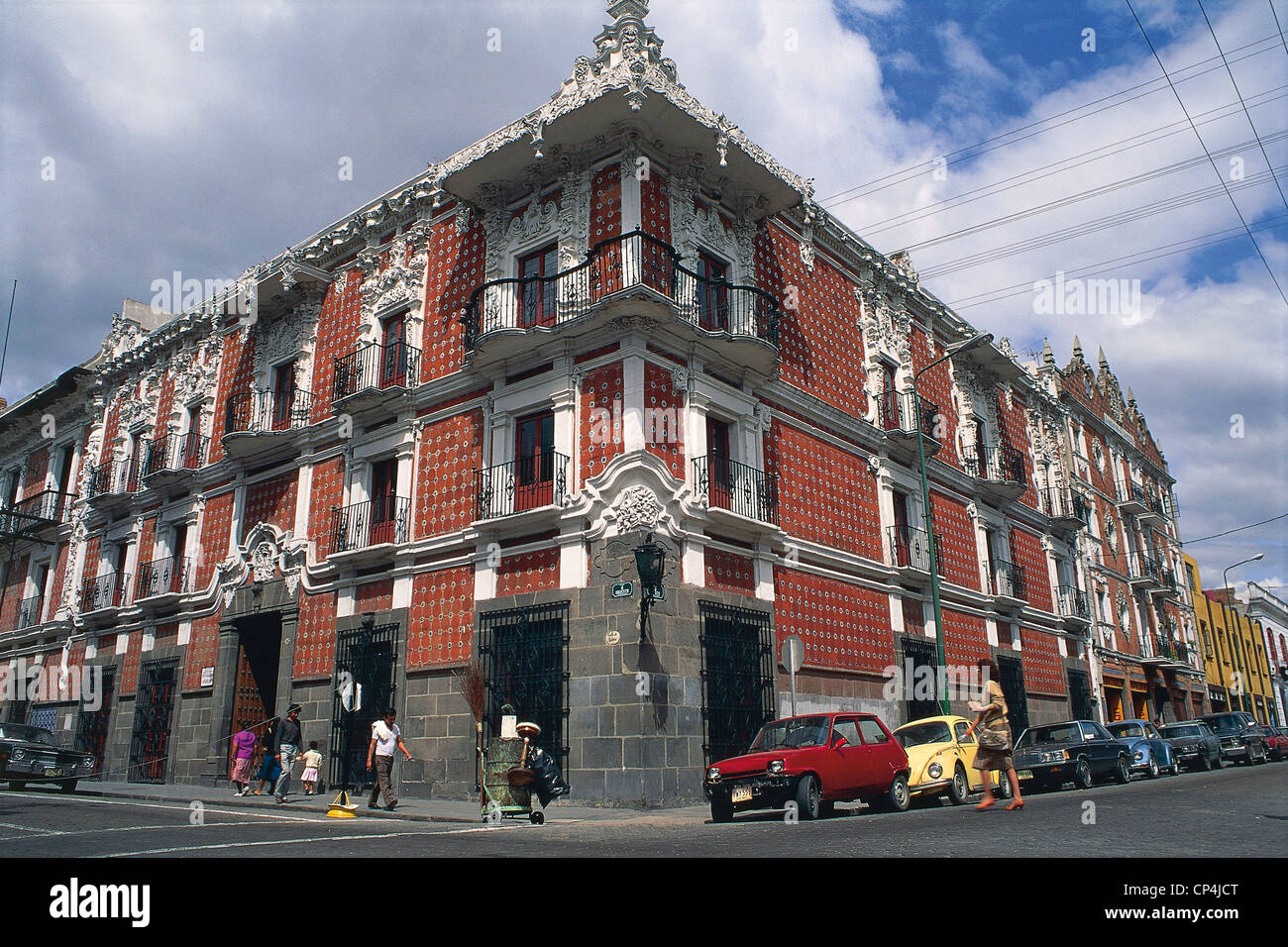 Mexico - Puebla. Local architecture with colonial-style buildings ...