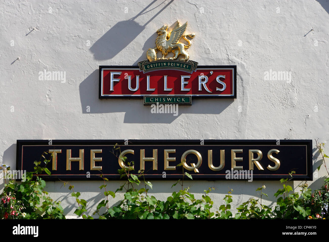 The chequers inn hi-res stock photography and images - Alamy