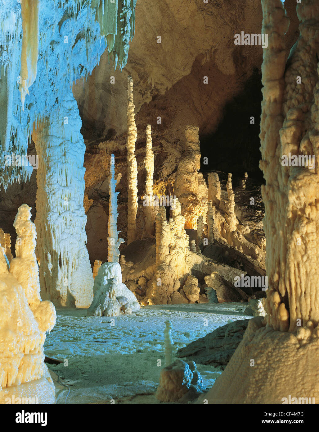 Brands Genga Caves Frasassi Stock Photo - Alamy