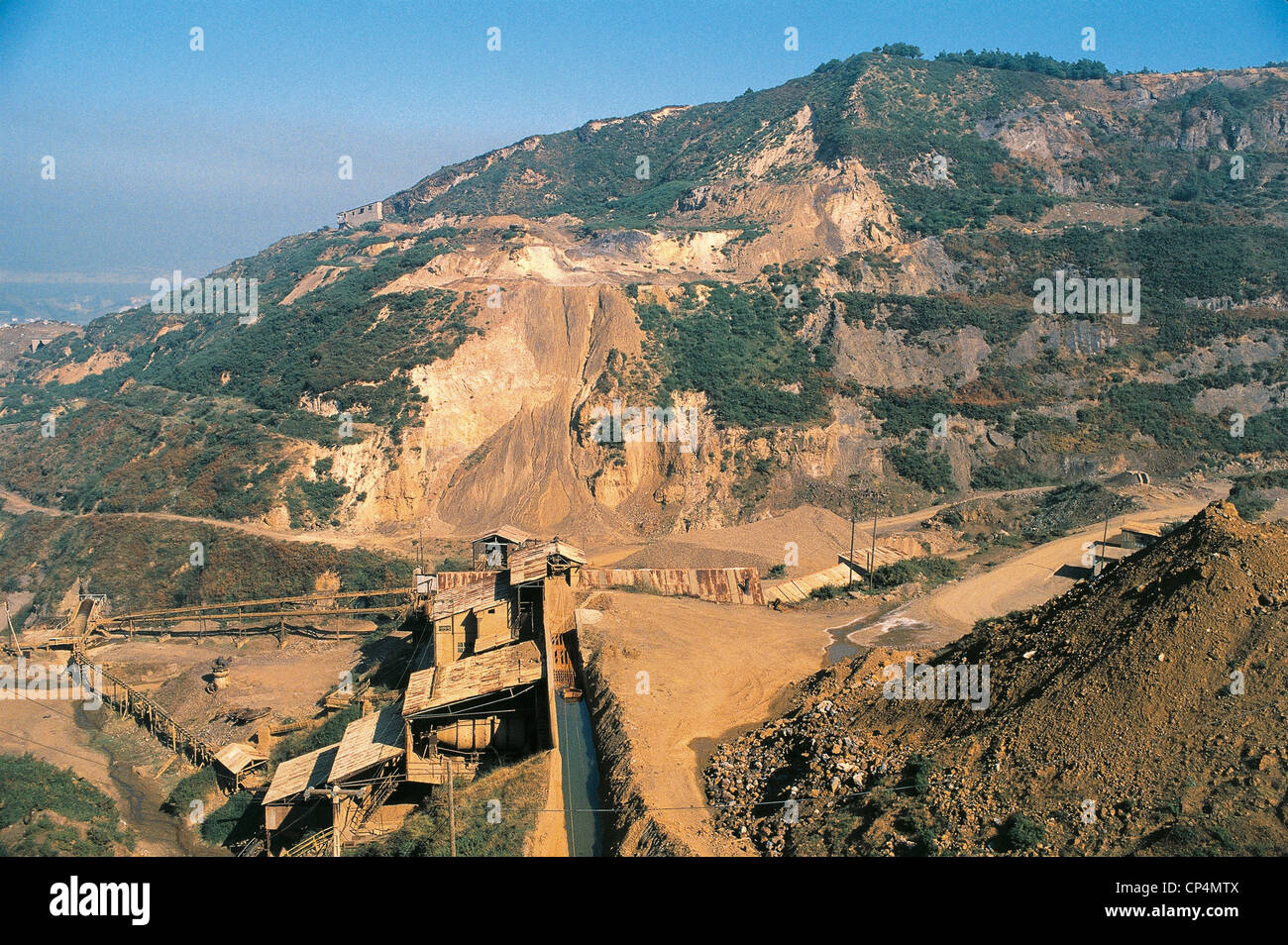 Spain basque country mine iron hi-res stock photography and images - Alamy