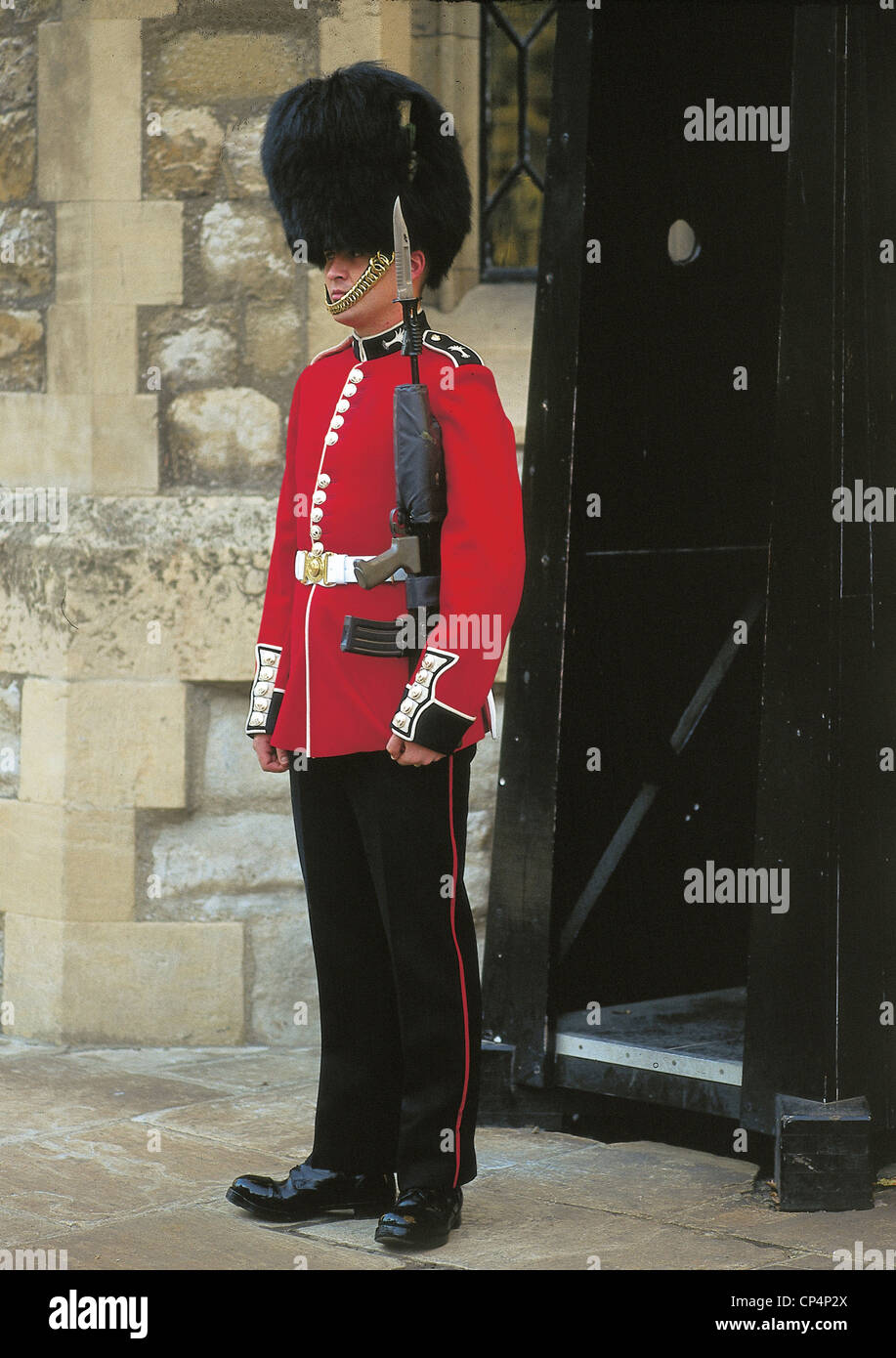 United guards hi-res stock photography and images - Alamy