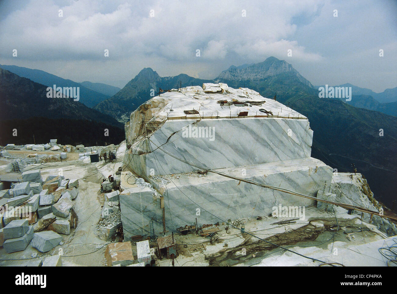 Toscana - Alps - Seravezza (Lu) - Marble quarry Henraux on Mount ...