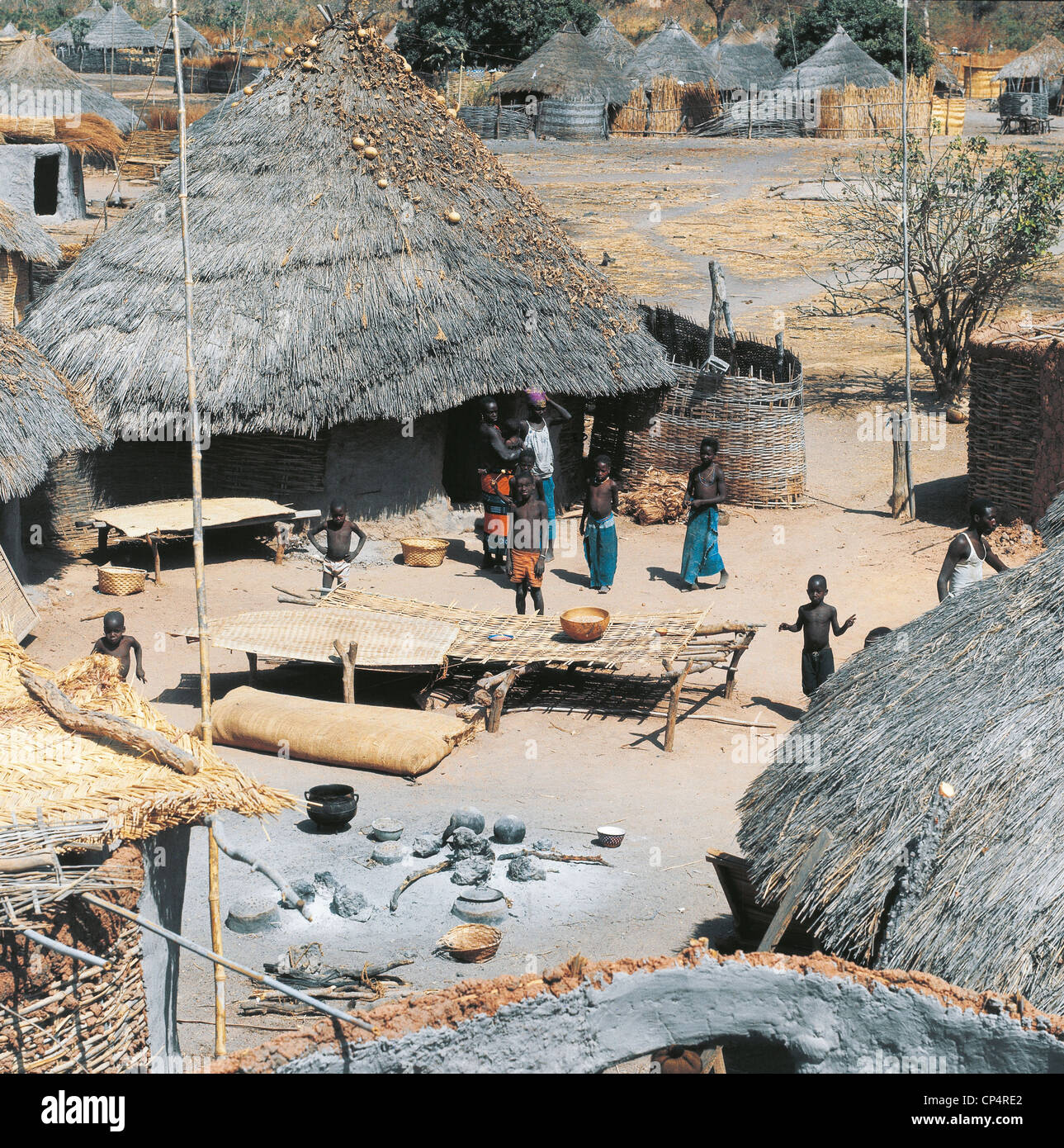 SENEGAL DIALAKOTO VILLAGE NEAR Tambacounda Stock Photo - Alamy