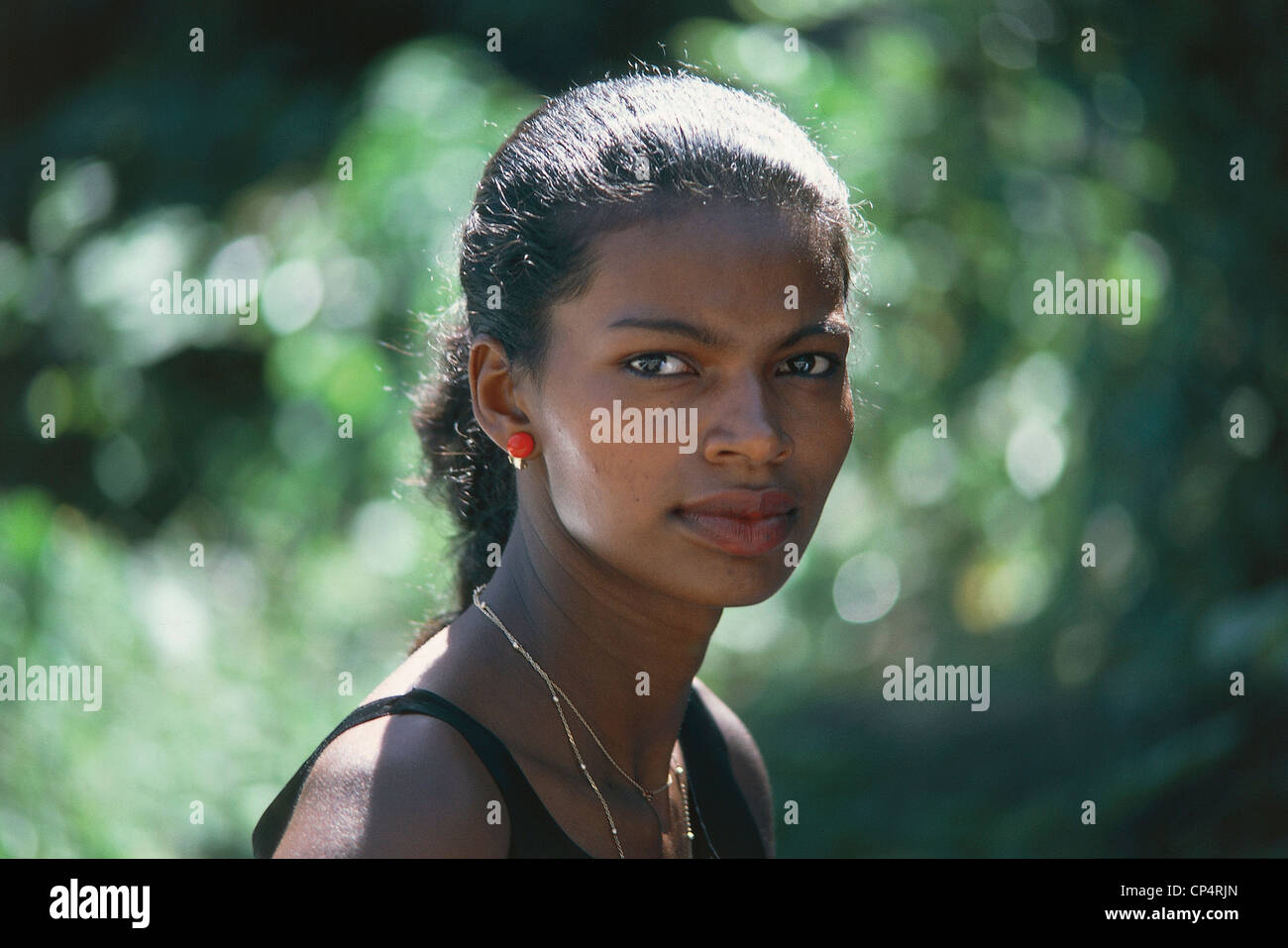 Womens reunion hi-res stock photography and images - Alamy