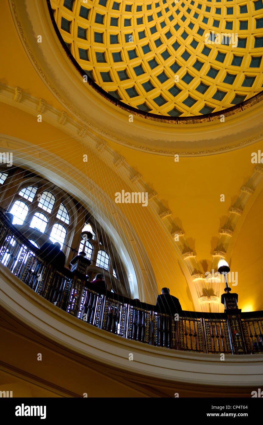 Ribbed dome hi-res stock photography and images - Alamy