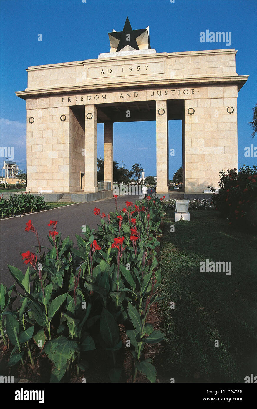 Ghana independence arch hi-res stock photography and images - Alamy