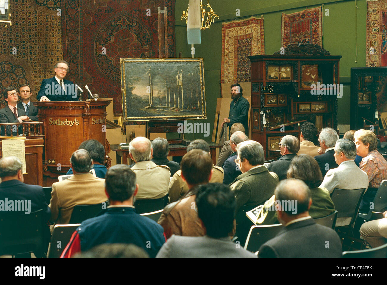 United Kingdom - England - London. Sotheby's auction Stock Photo - Alamy