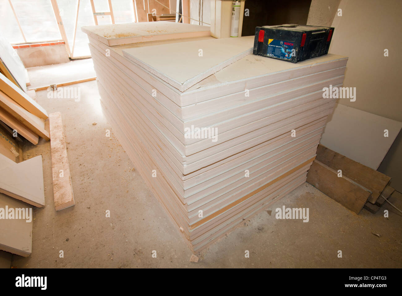 Passivhaus insulation hi-res stock photography and images - Alamy