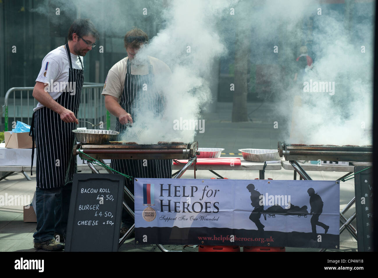 Barbeque stand hi-res stock photography and images - Alamy