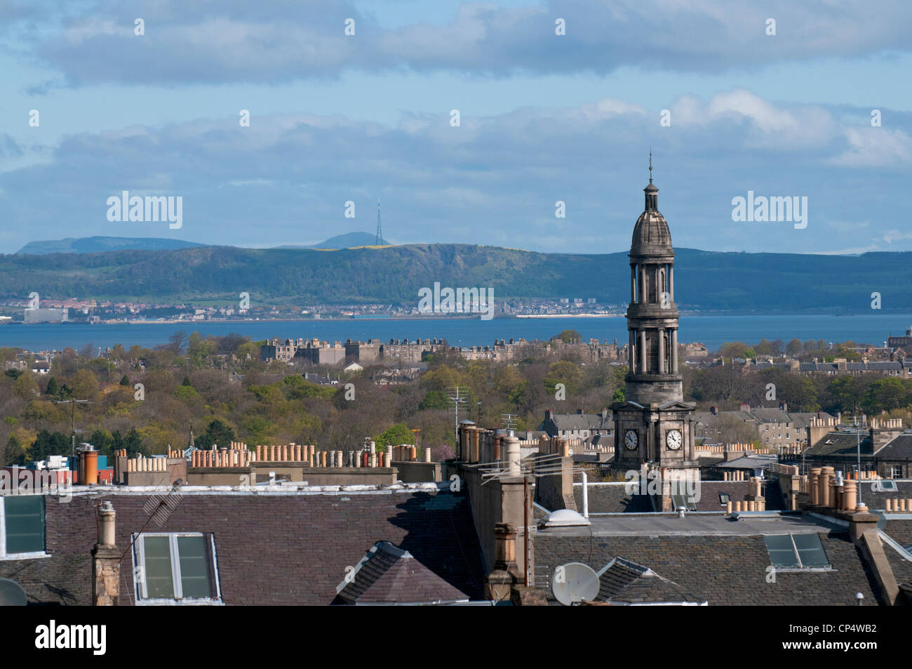 Edinburgh rooftops hi-res stock photography and images - Alamy