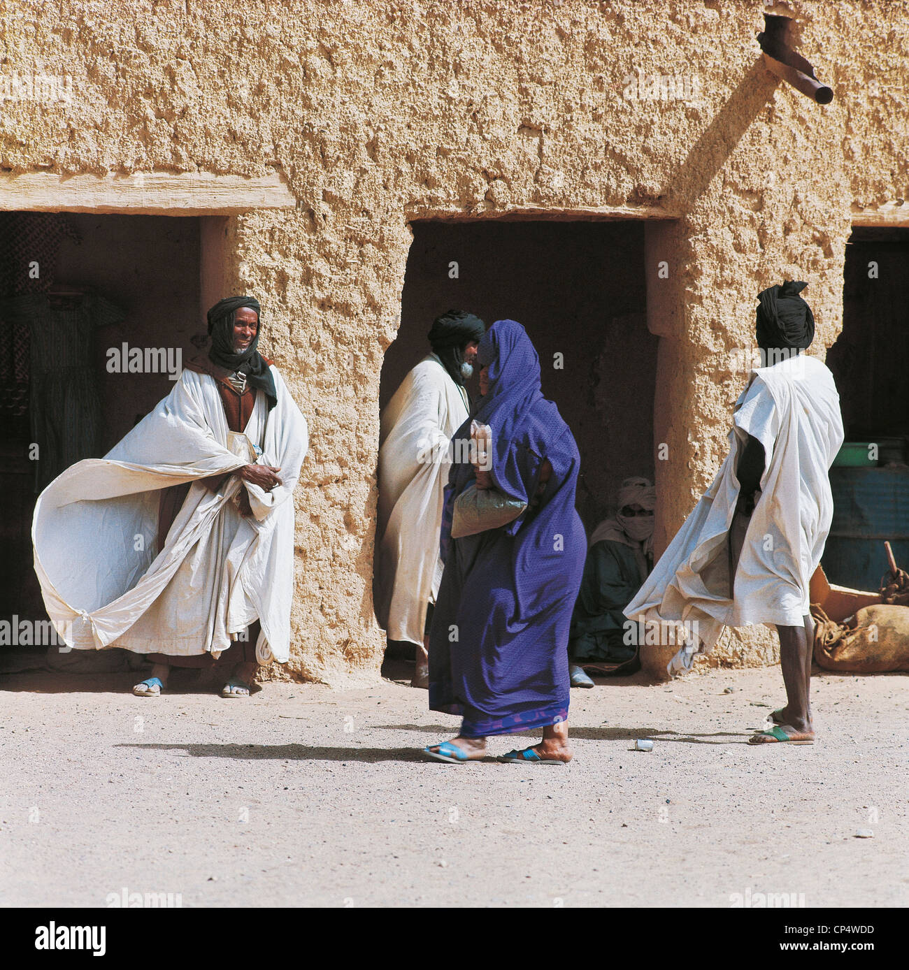 Mauritania - Atar. Population maura Stock Photo - Alamy