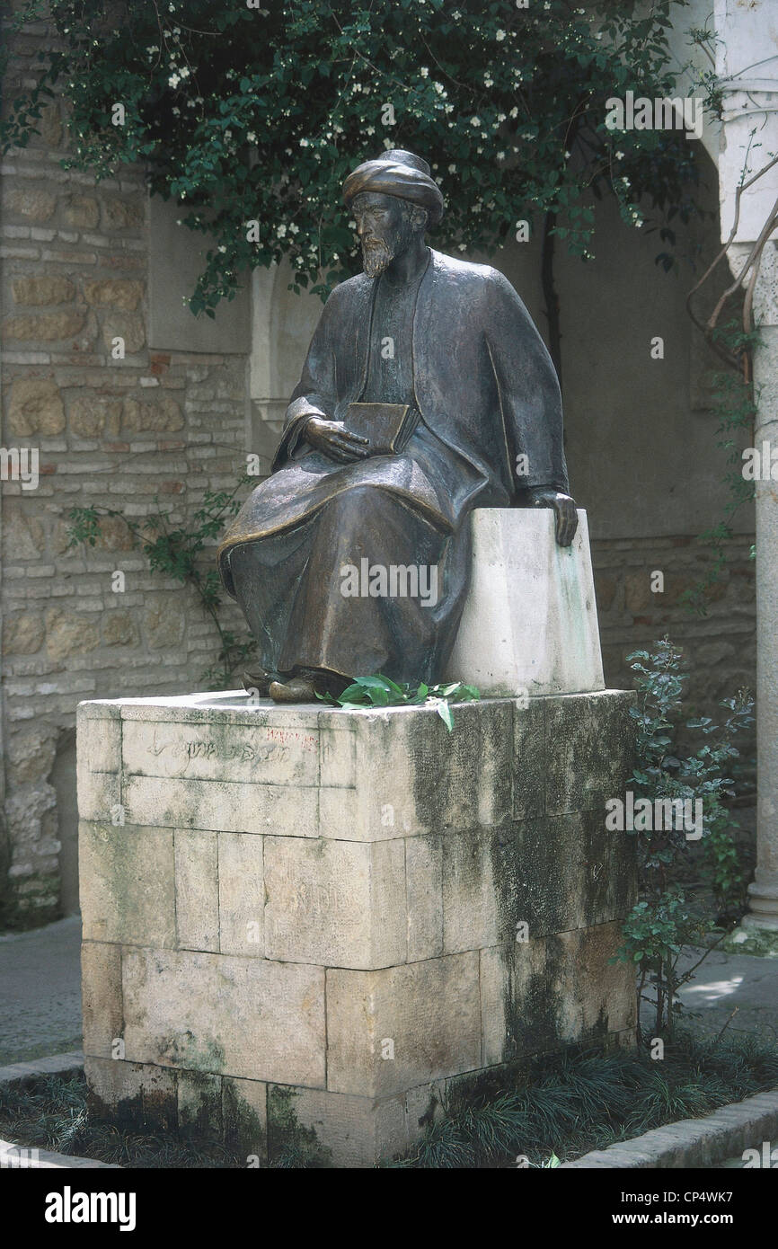 Maimonides hi-res stock photography and images - Alamy